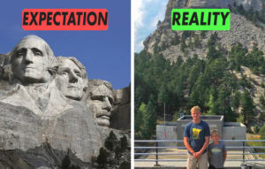 15 Epic Pictures About Travel Expectations Vs Reality - StudentG